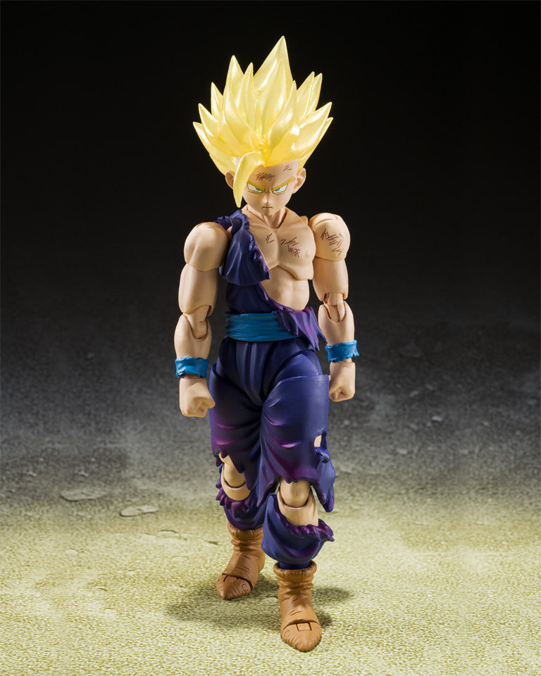 S.H. Figuarts Dragon Ball - Super Saiyan Son Goku and Super Saiyan 2 S ...